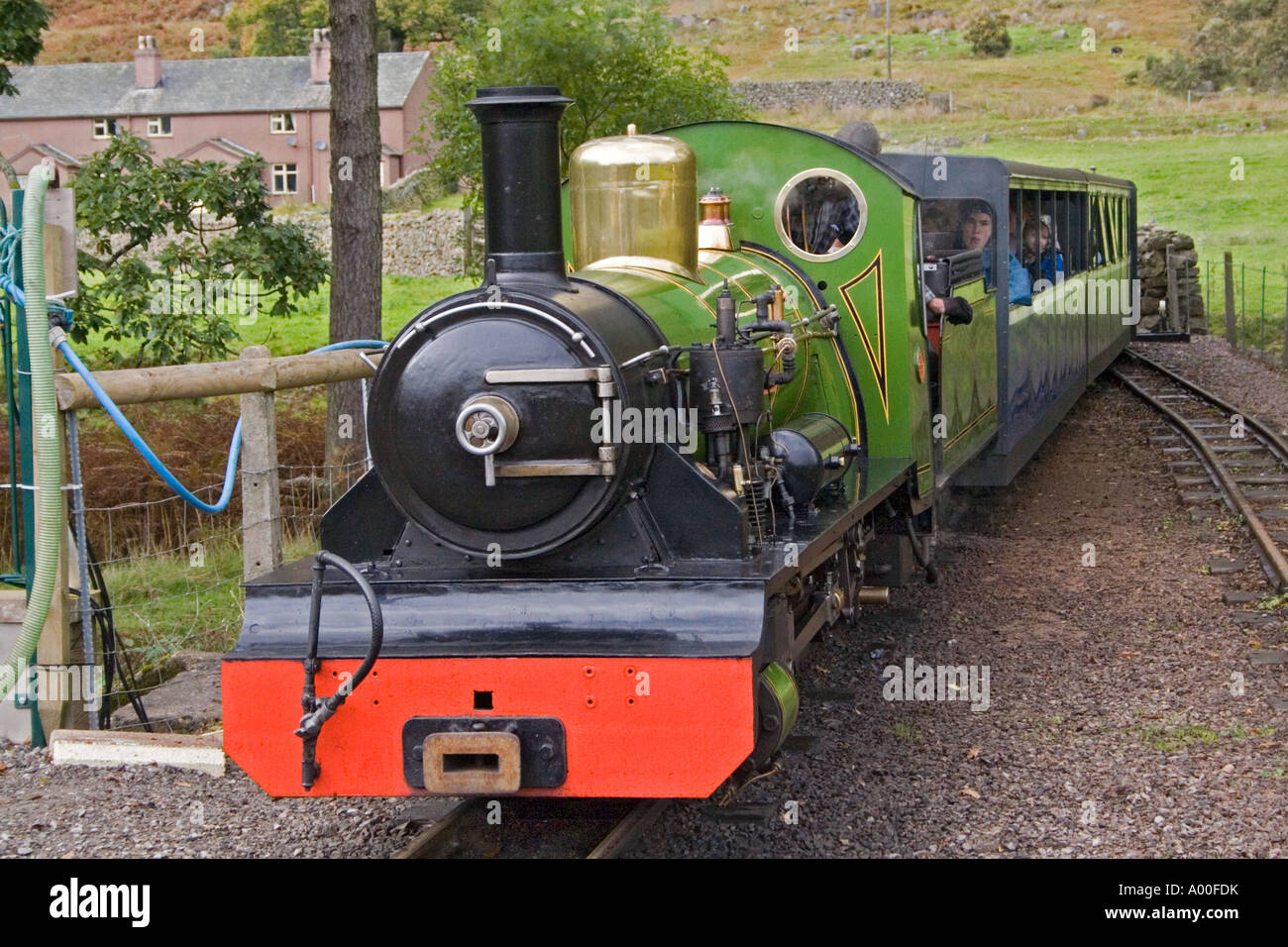 The River Esk Steam Engine approaching Dalegarth (Eskdale) Station on ...