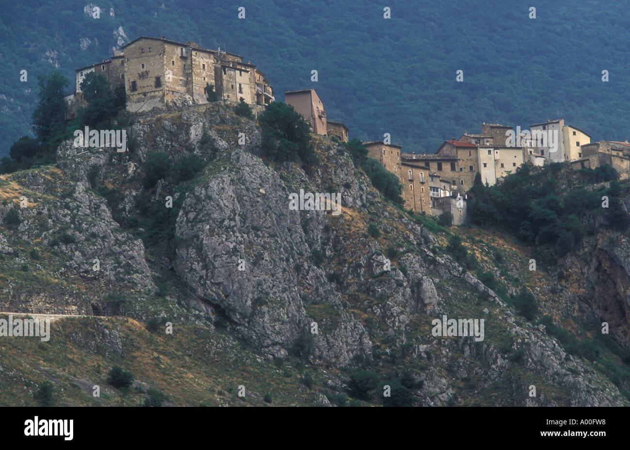 Castrovalva see hi-res stock photography and images - Alamy