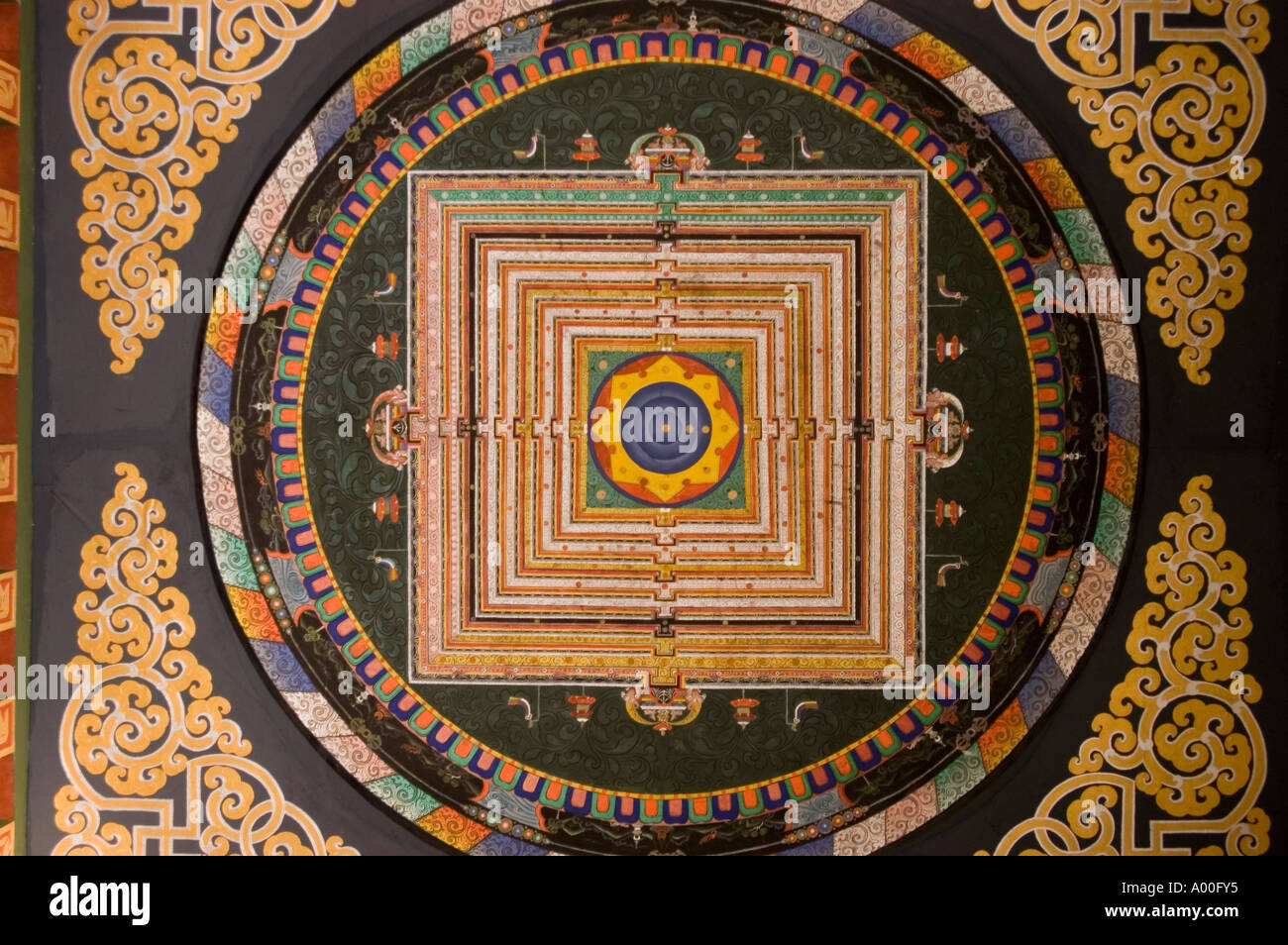 Bhutan monastery mandala hi-res stock photography and images - Alamy