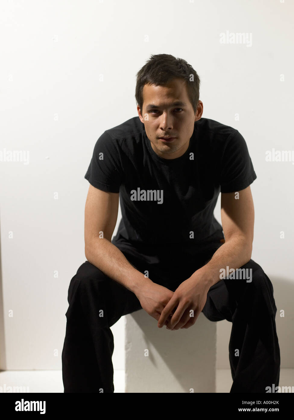 Asian model portrait studio hi-res stock photography and images - Alamy