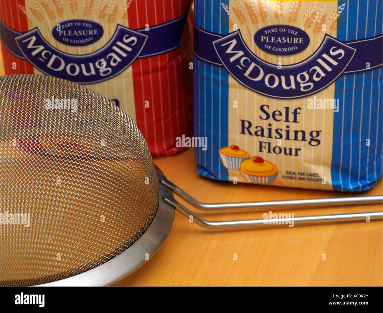 Self raising flour hi-res stock photography and images - Alamy