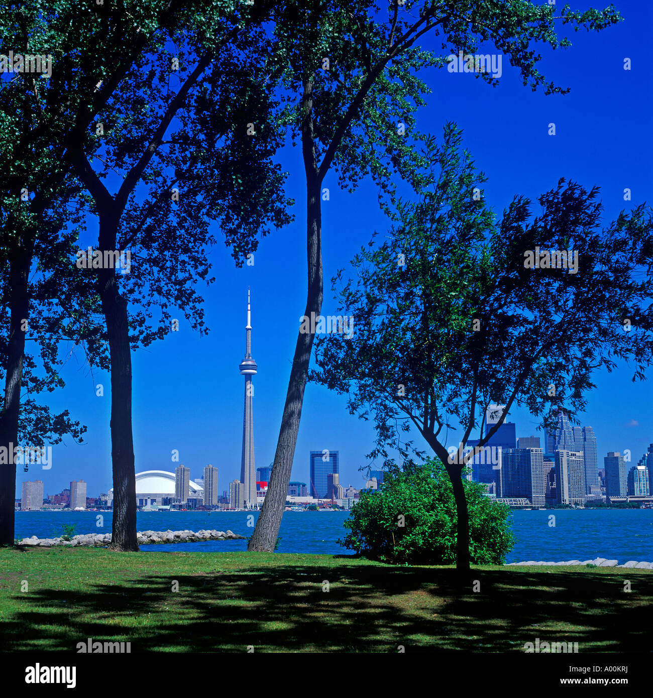 Centre island toronto canada park hi-res stock photography and images ...