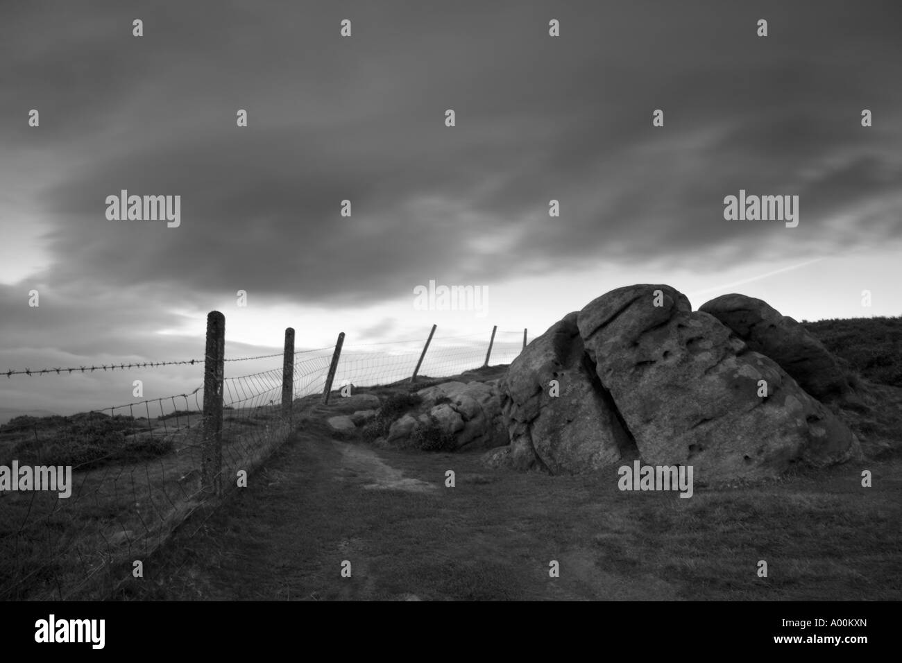 Dramatic gritstone edge Black and White Stock Photos & Images - Alamy