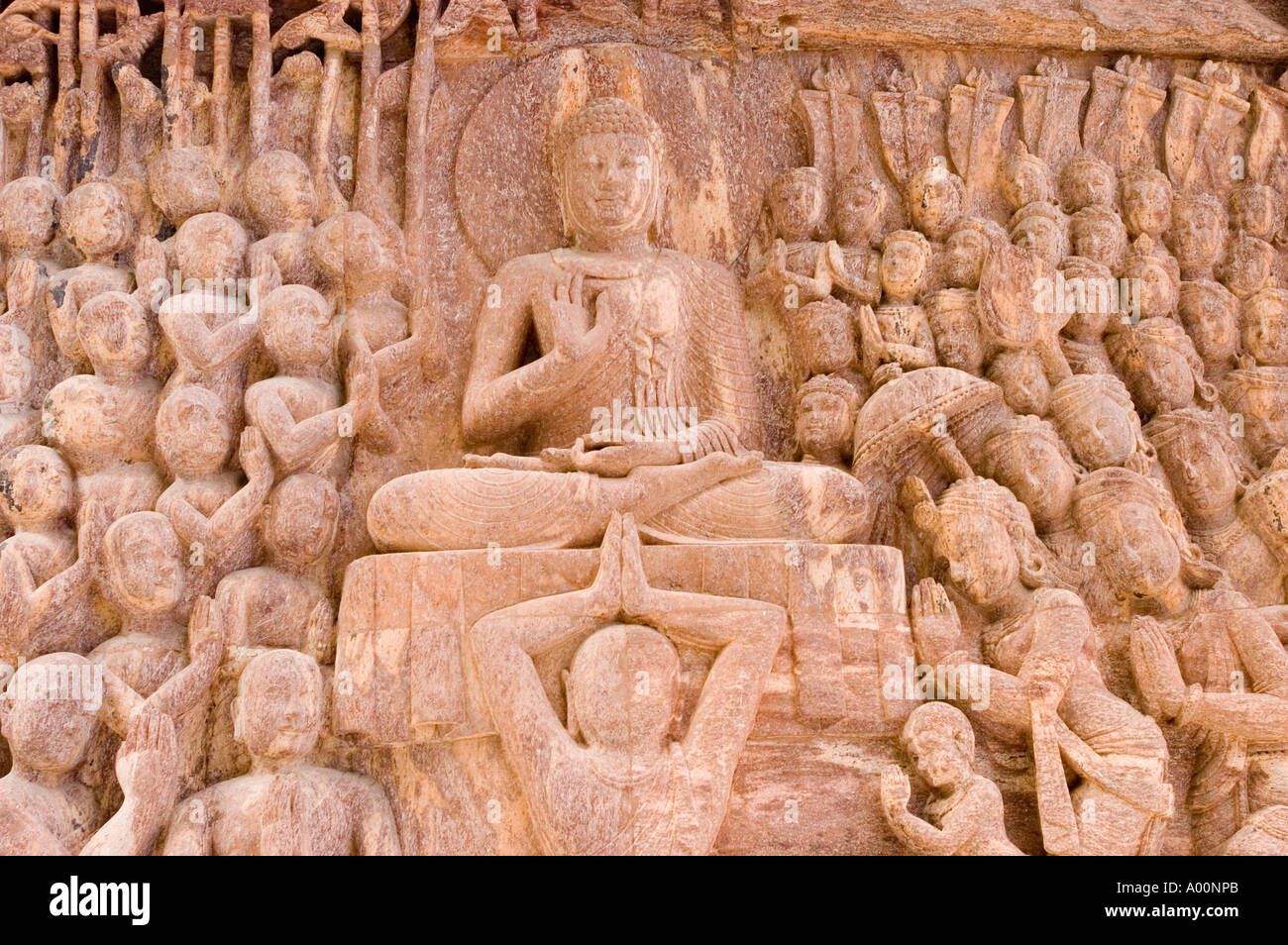 Buddha teaching gods after ascenting to heaven Trayatrimsa of 33 gods ...