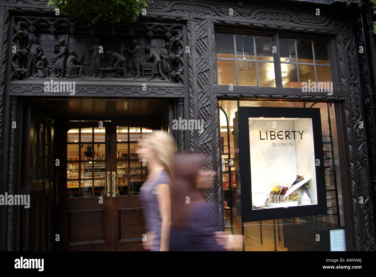 Liberty building london hi-res stock photography and images - Alamy