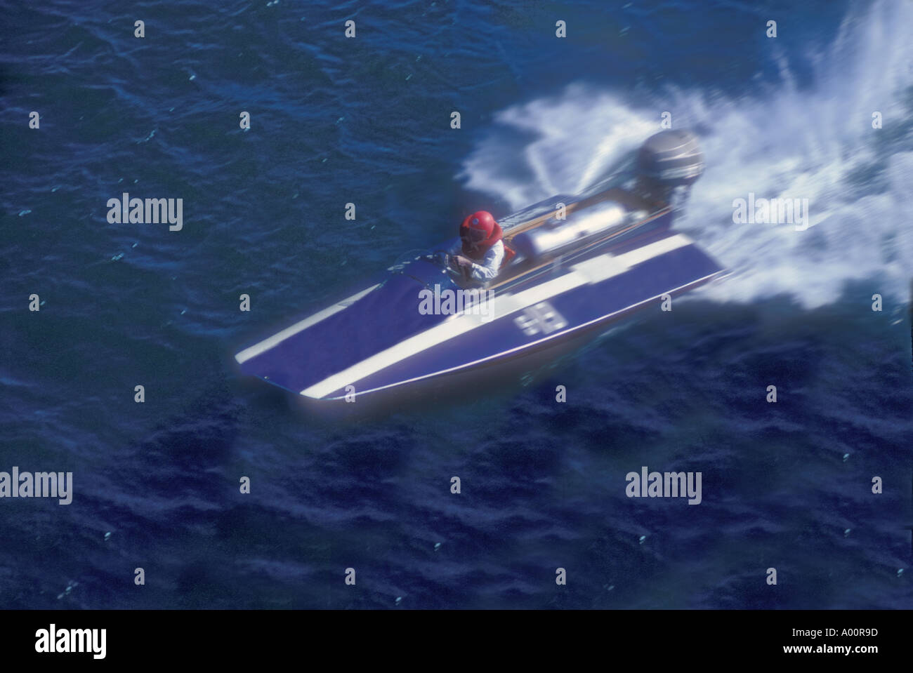 Speed boat races hi-res stock photography and images - Alamy