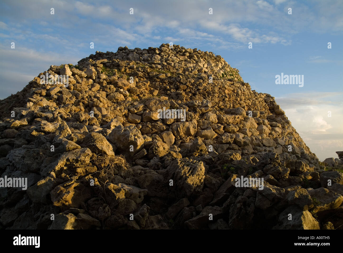Talaiotic tower hi-res stock photography and images - Alamy