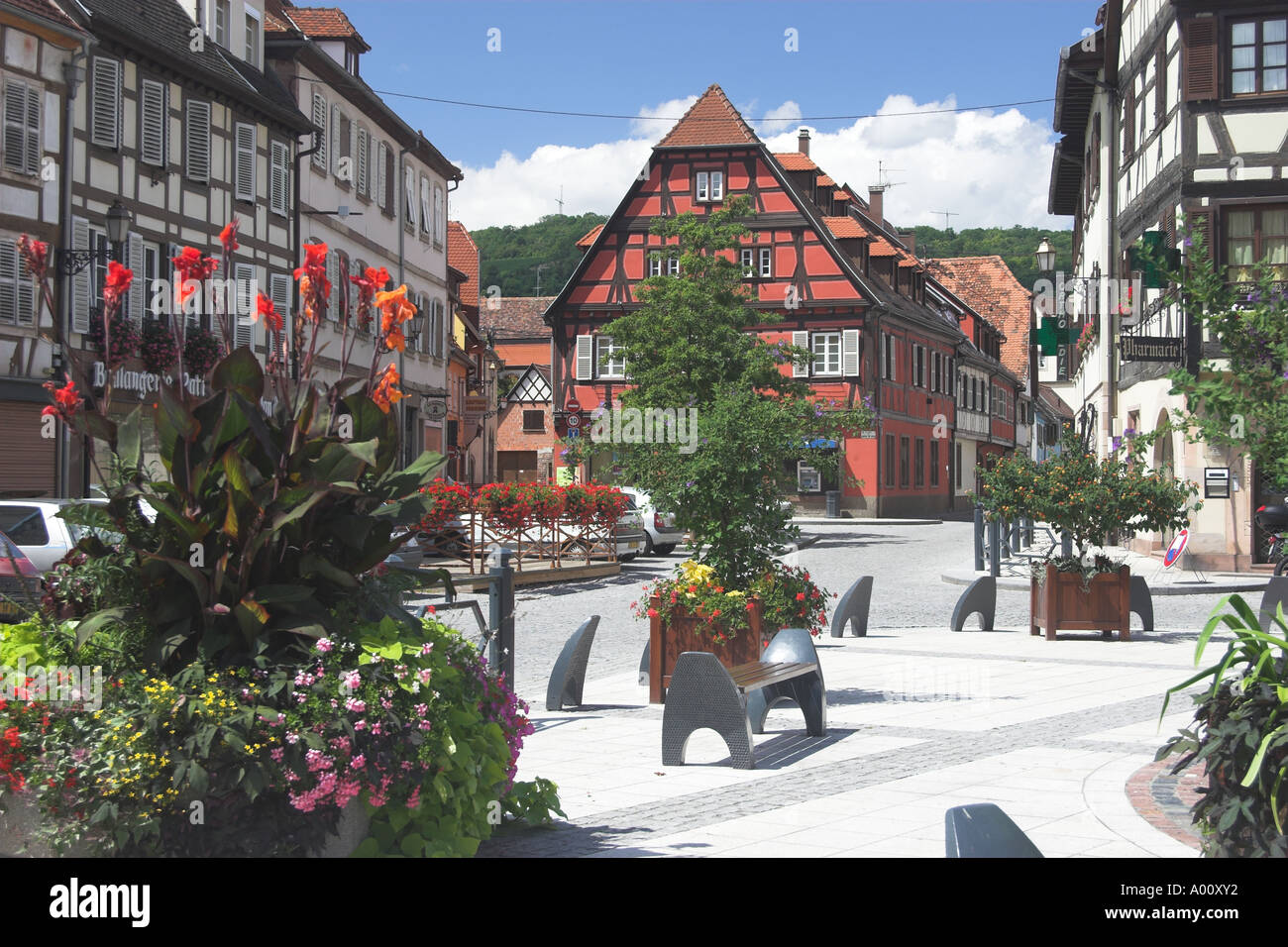 Town centre in Molsheim Alsace-Lorraine Stock Photo - Alamy