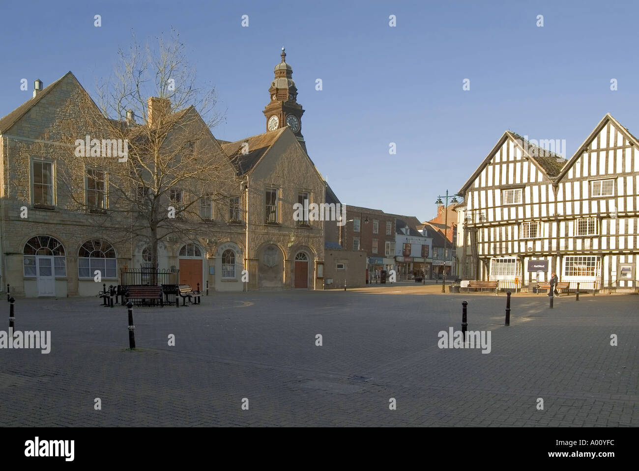 Evesham market square worcestershire england hi-res stock photography ...
