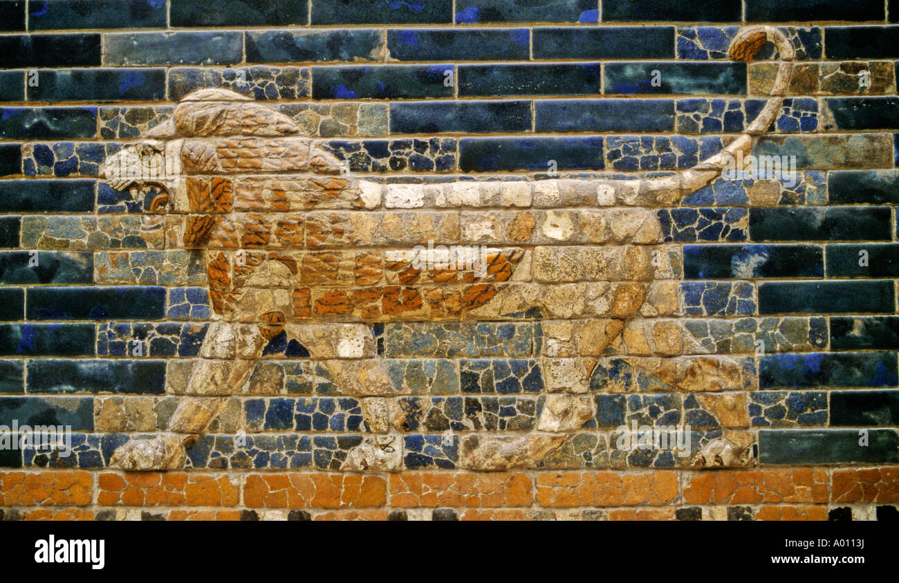 Ishtar gate lion hi-res stock photography and images - Alamy