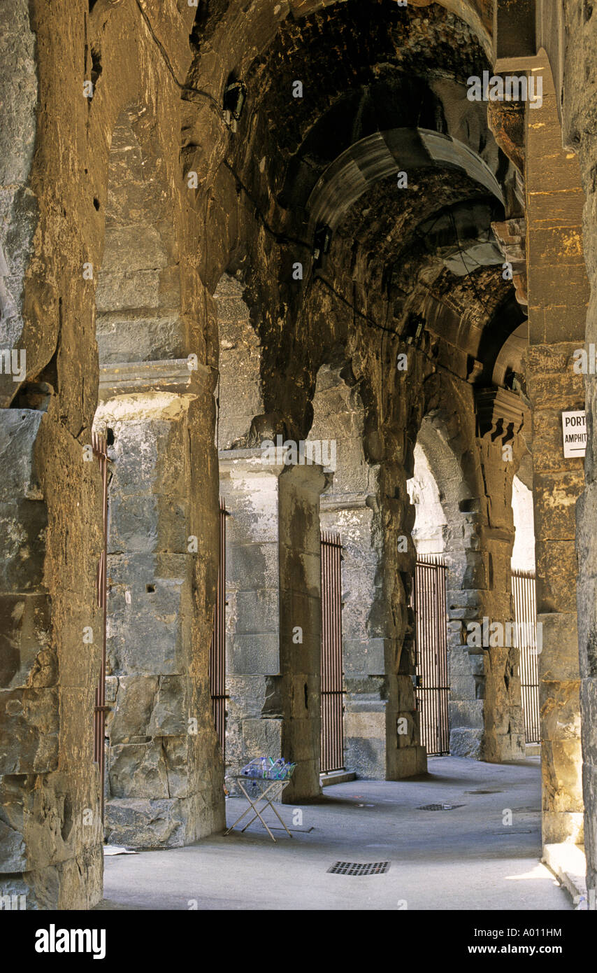 Alyscamps hi-res stock photography and images - Alamy