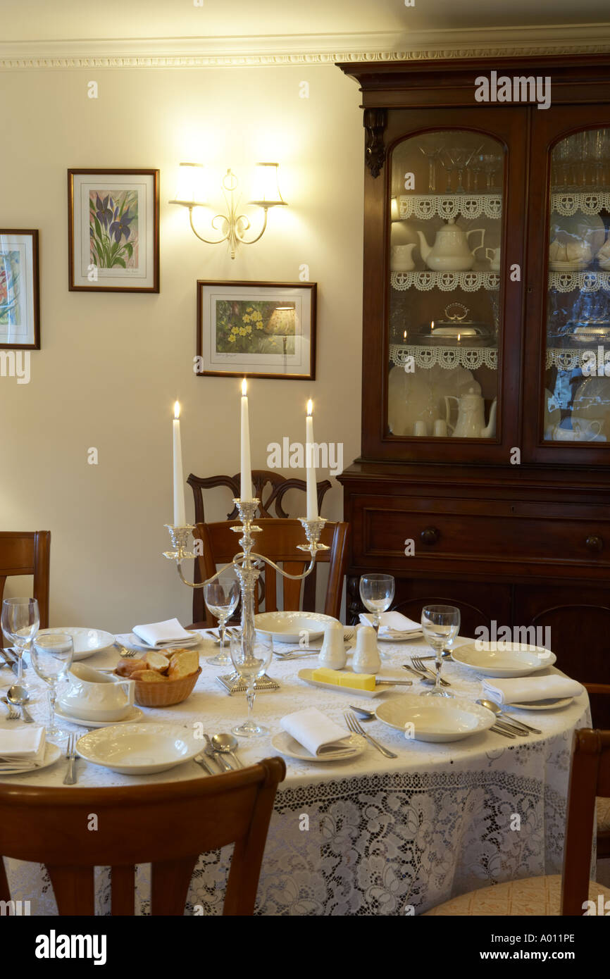 English bone china table setting hi-res stock photography and images ...