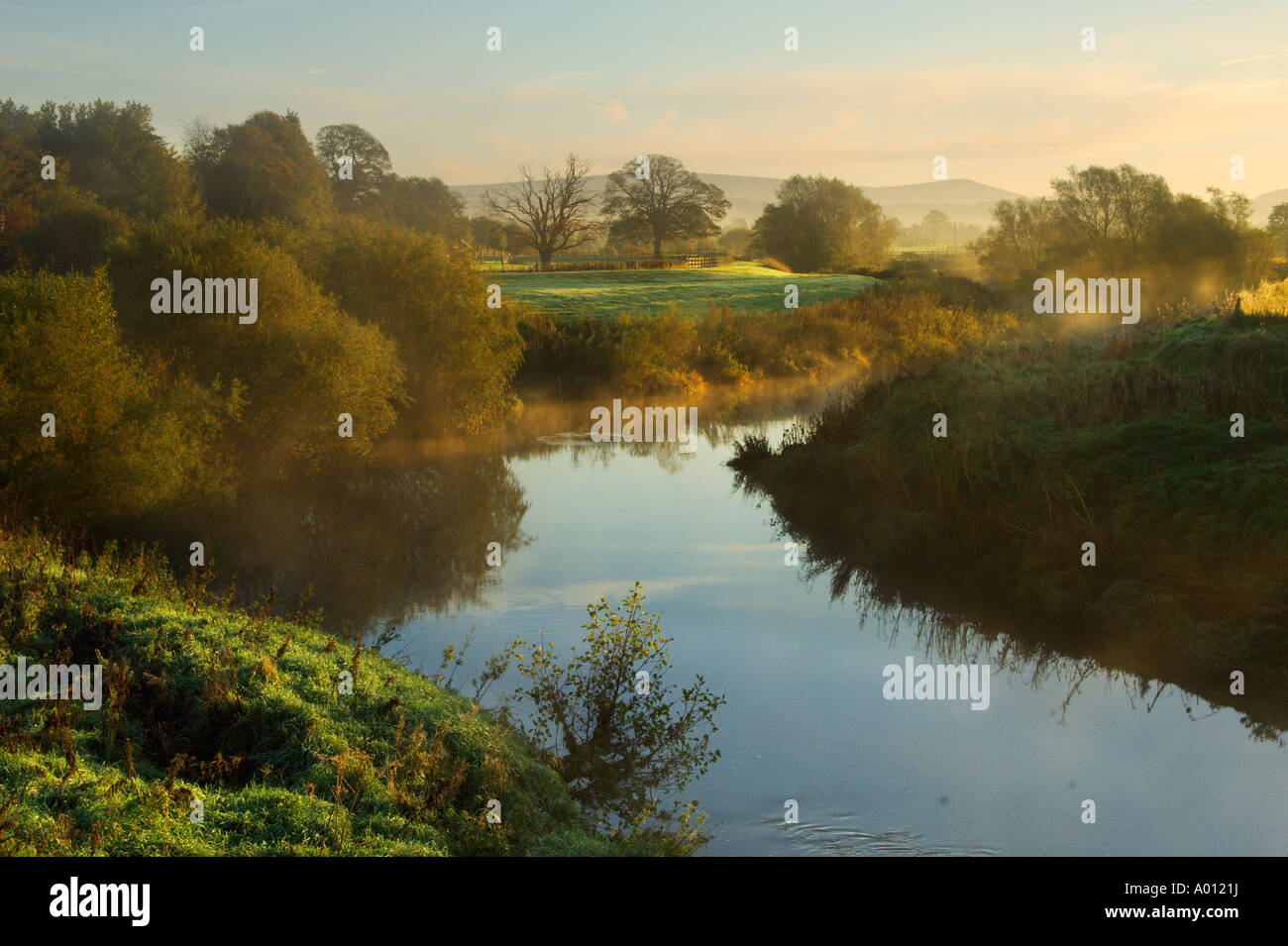 River wyre lancashire hi-res stock photography and images - Alamy