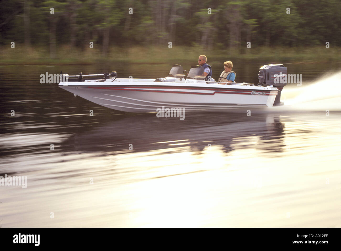 Running an outboard hi-res stock photography and images - Alamy