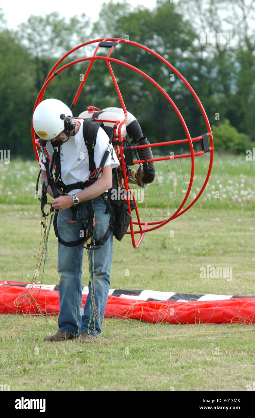 paramotorist taking off Stock Photo - Alamy
