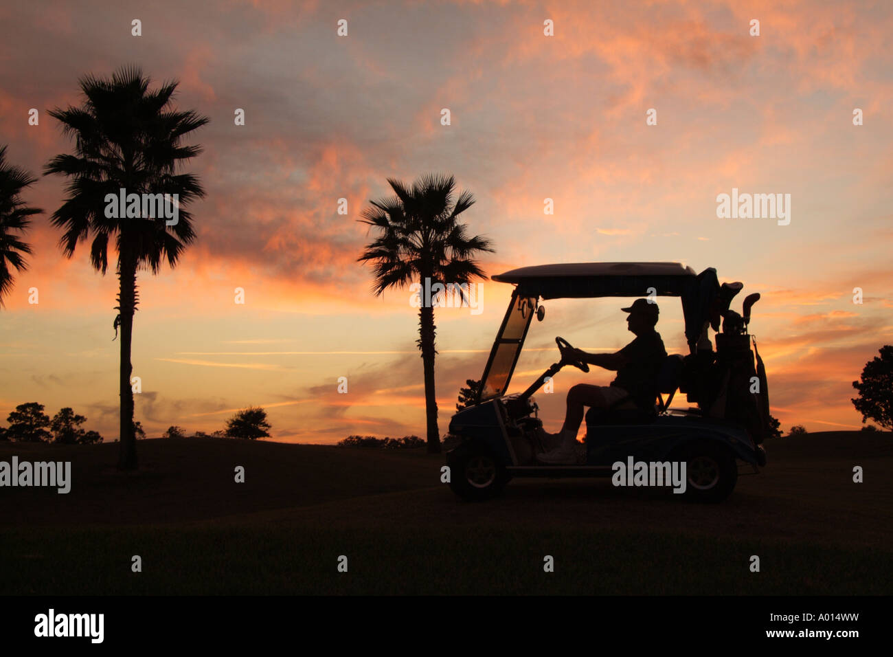 Florida golf course sunset hi-res stock photography and images - Alamy