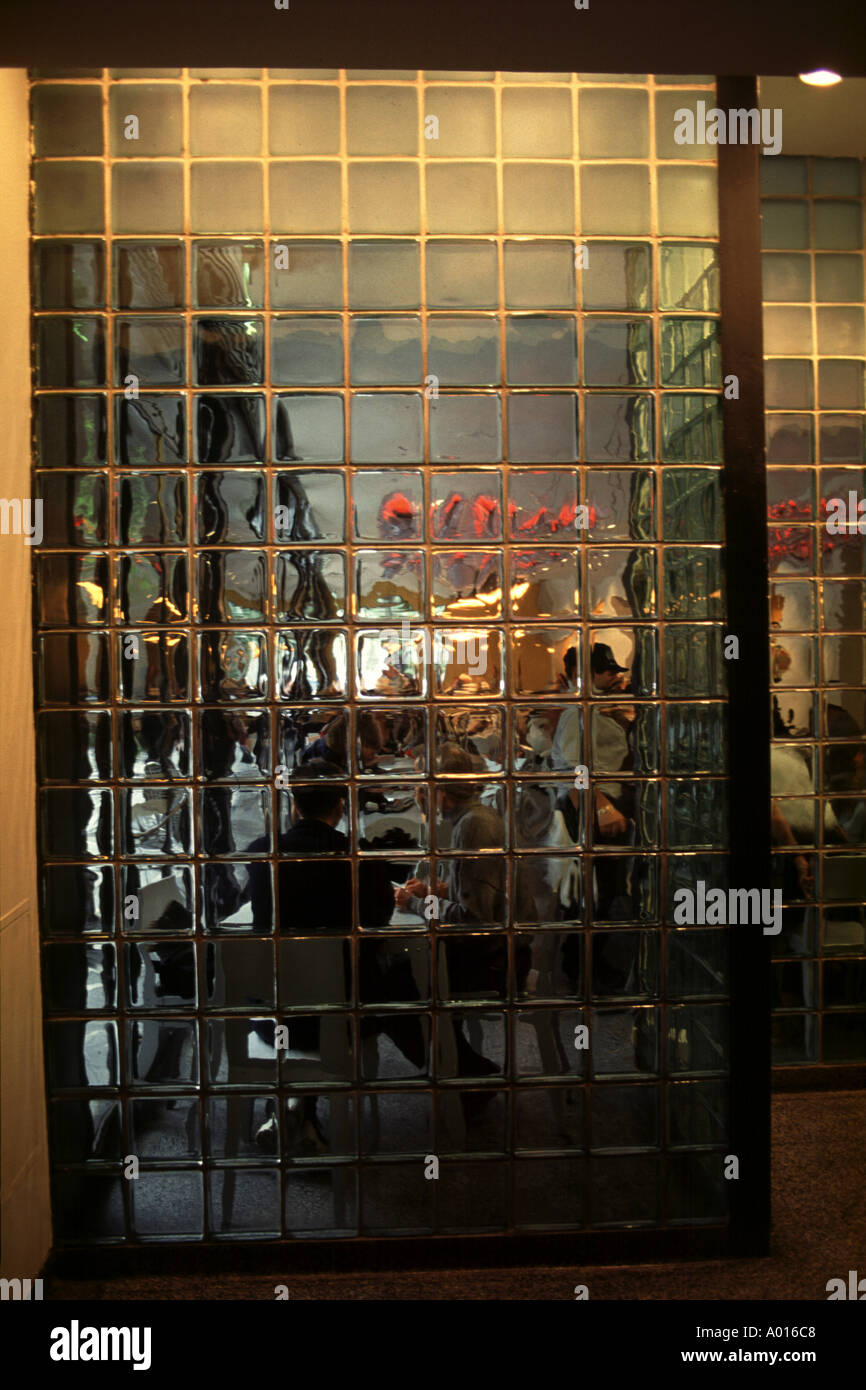 Moma cafe hi-res stock photography and images - Alamy