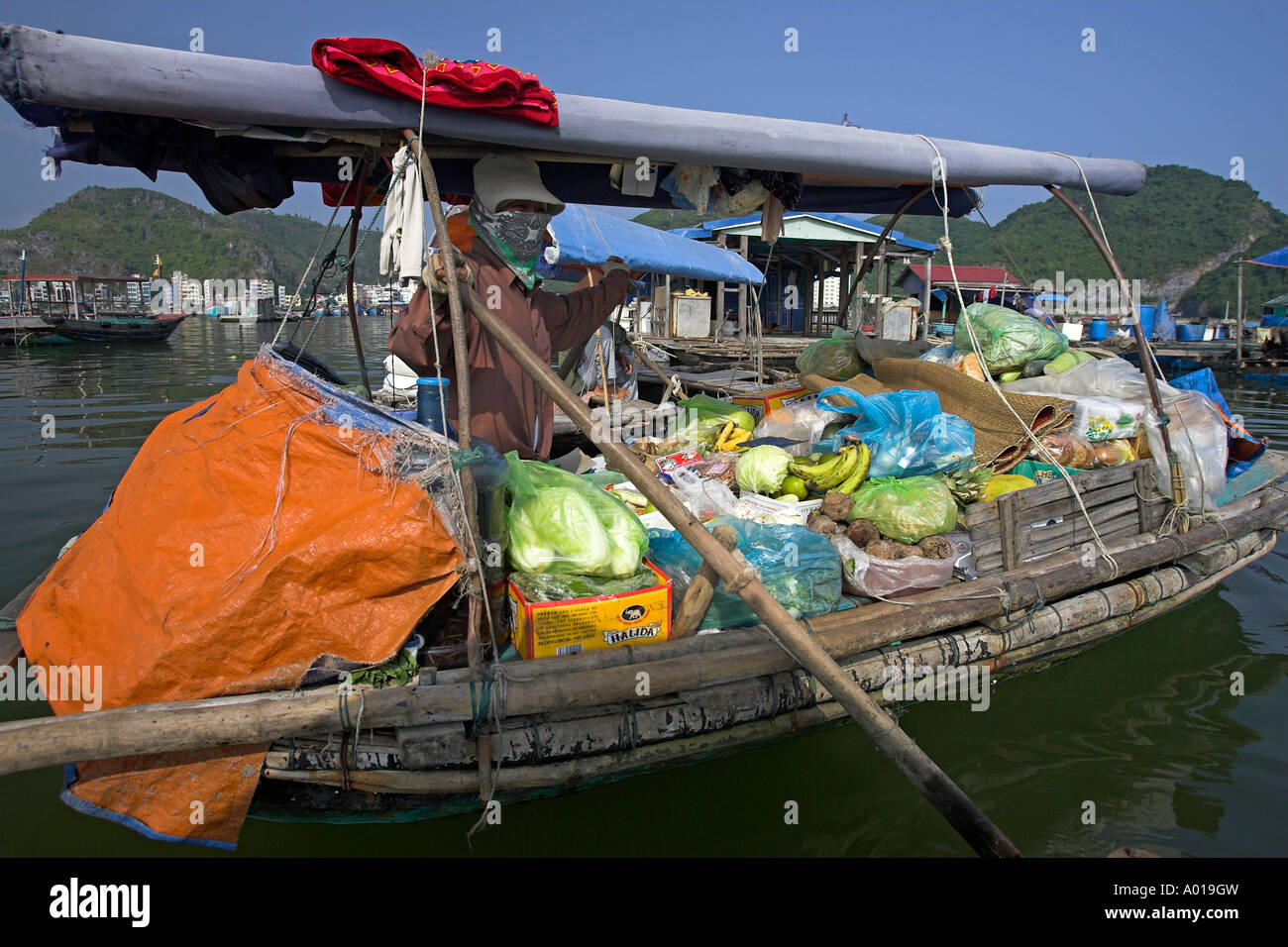 Floating Grocery Store High Resolution Stock Photography and Images - Alamy