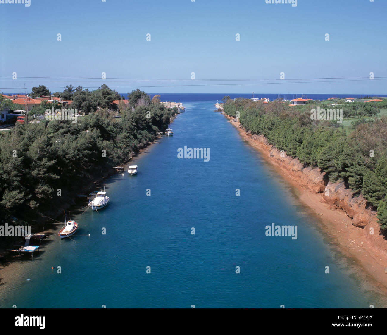 Kanal von Potidea in Nea Potidea, Chalkidike, Griechenland Stock Photo ...