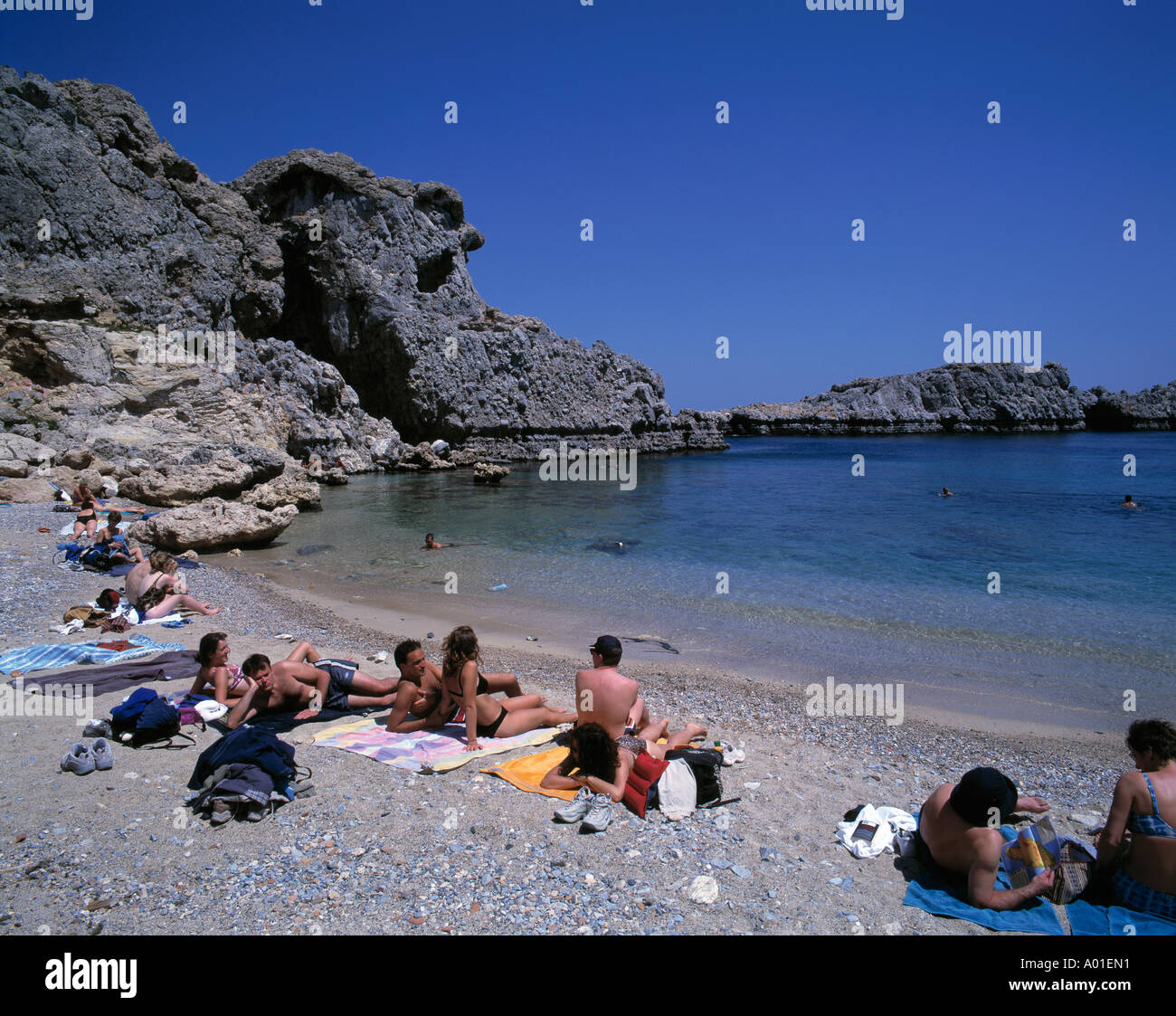 Greece, Rhodes, Dodecanese, GR-Lindos, people on a bathing beach ...