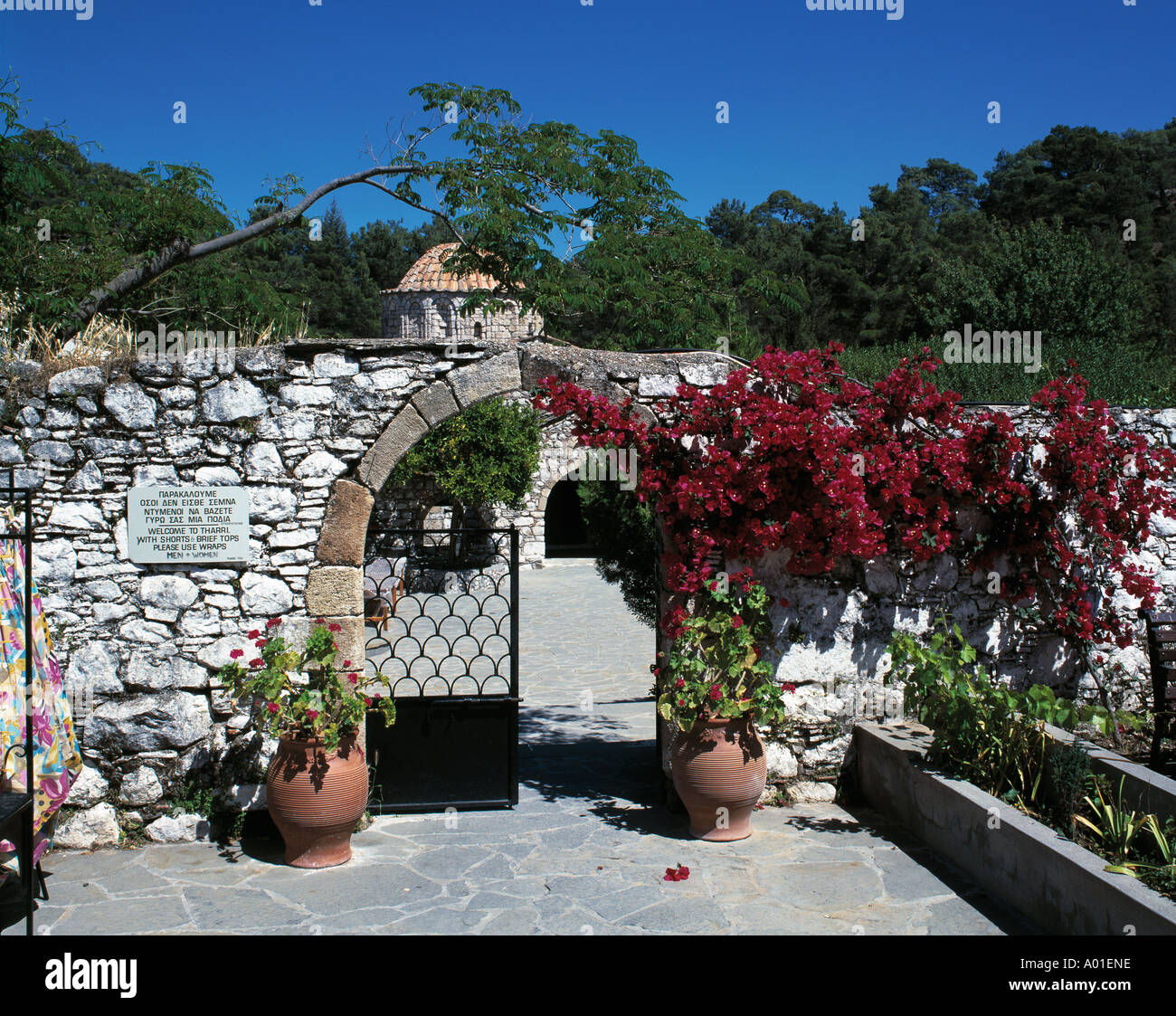 Moni thari monastery hi-res stock photography and images - Alamy