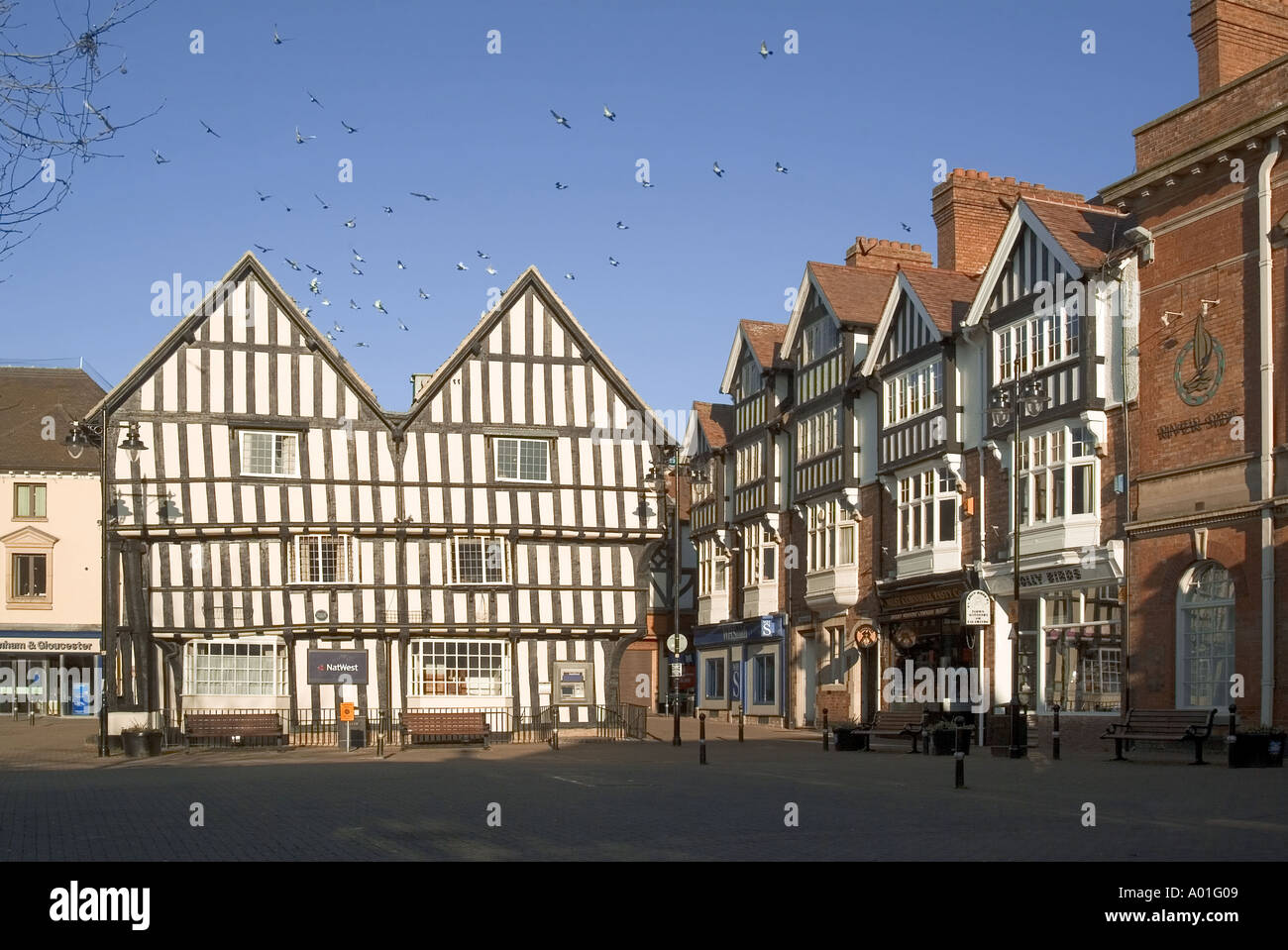 Evesham market square hi-res stock photography and images - Alamy