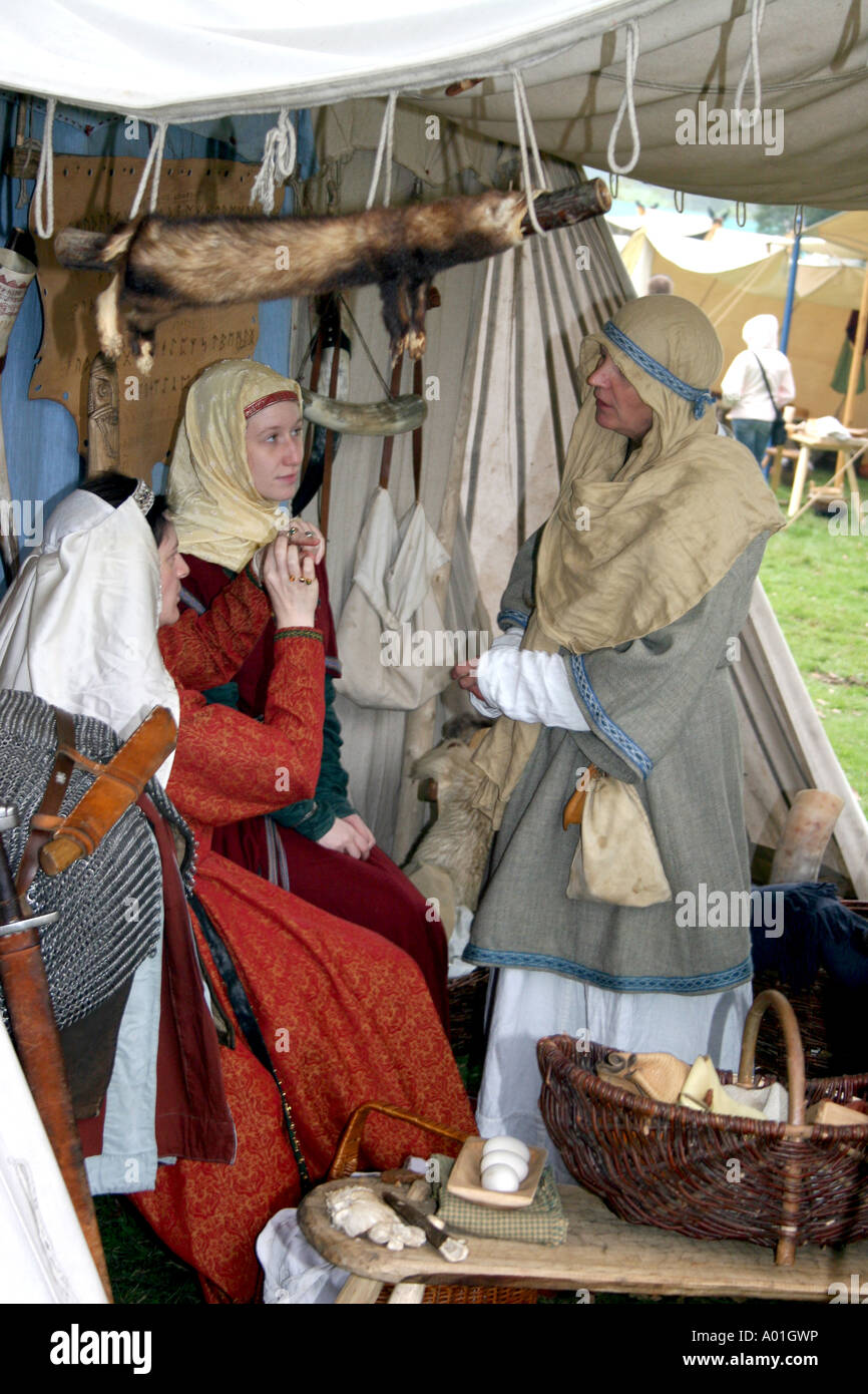Anglo saxons hi-res stock photography and images - Alamy