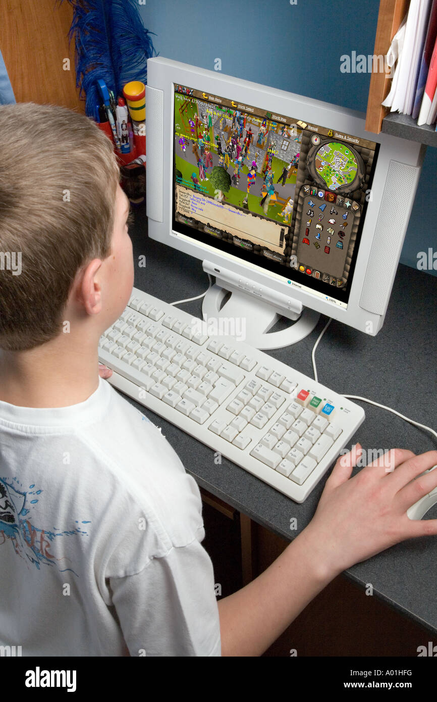 12 year old schoolboy hi-res stock photography and images - Alamy