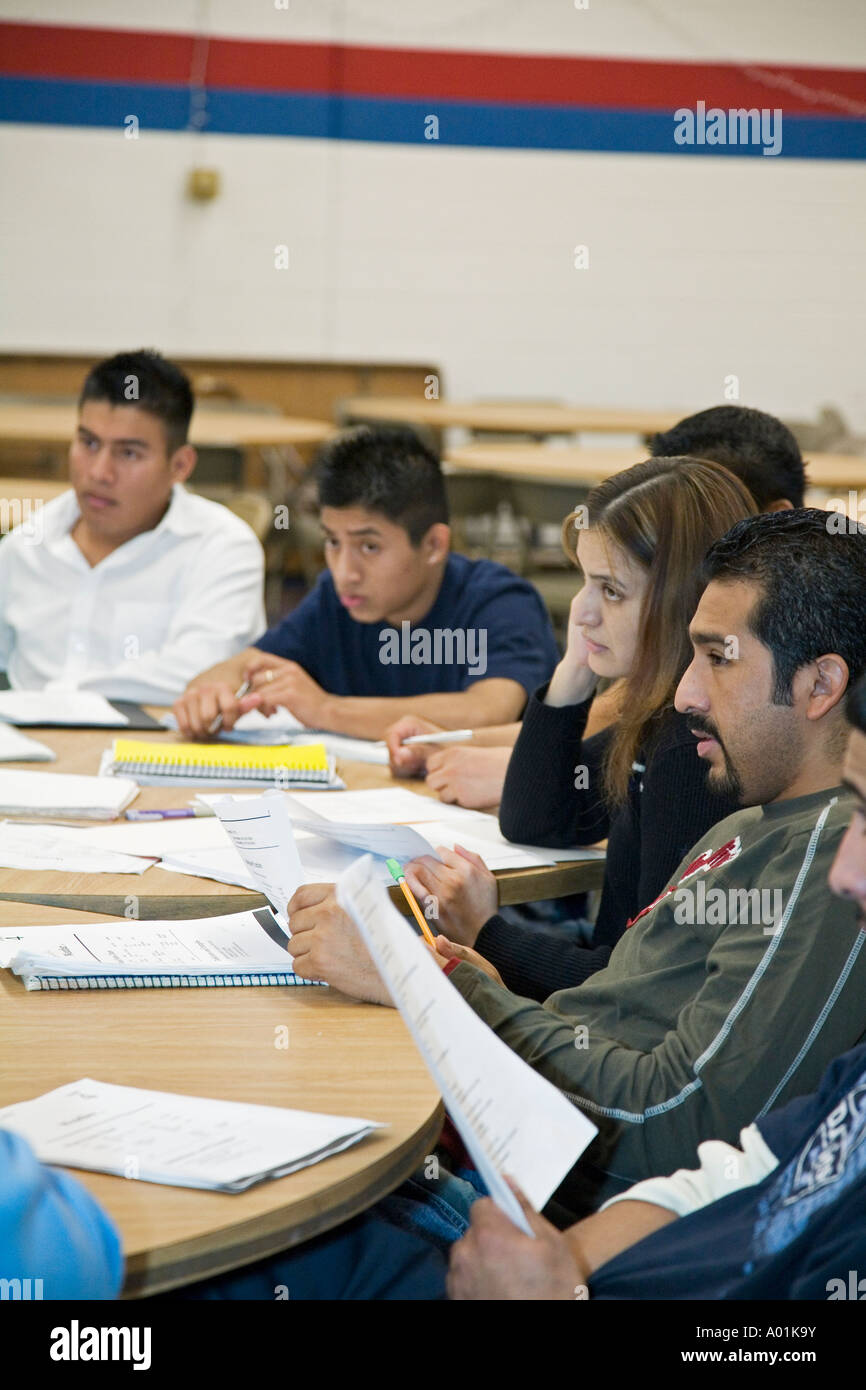 English class immigrants hi-res stock photography and images - Alamy