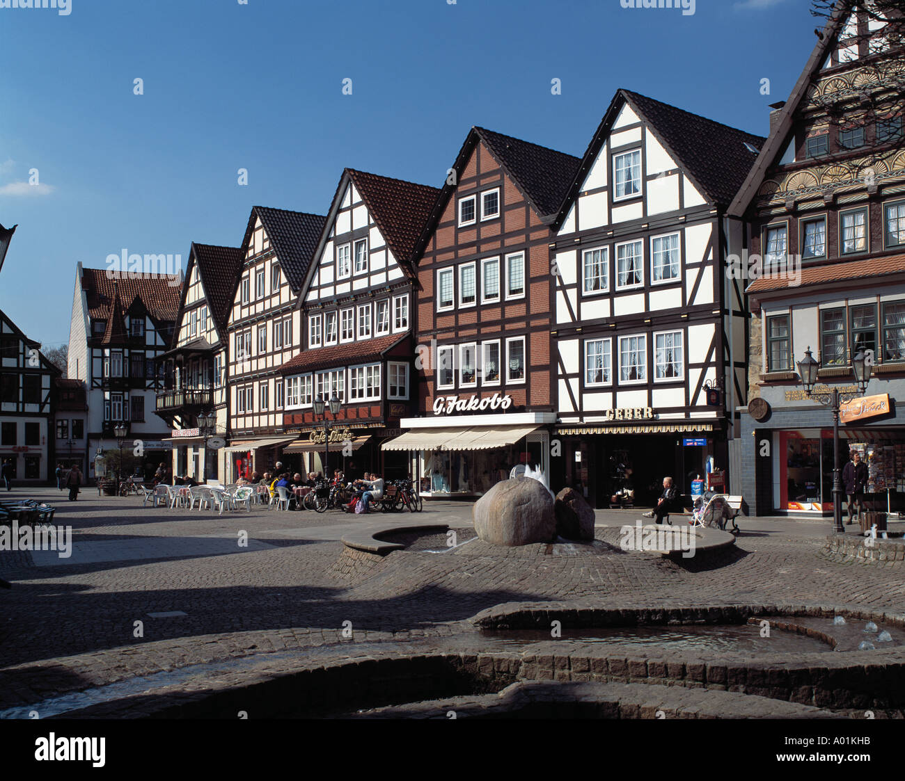 Fachwerkhaeuser am Marktplatz in Rinteln, Weser, Naturpark ...