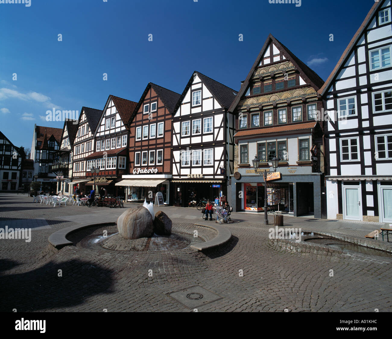 Rinteln germany fachwerkhaeuser rinteln hi-res stock photography and ...