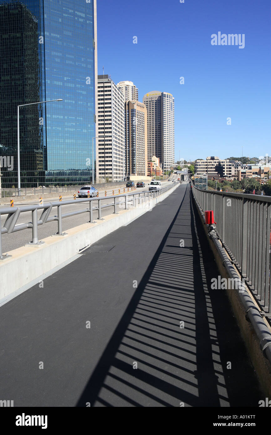 Cahill Expressway and walkway above Circular Quay leading to harbour ...