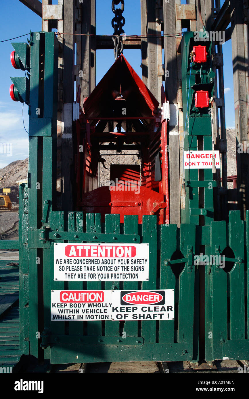 Lift Cage High Resolution Stock Photography and Images - Alamy