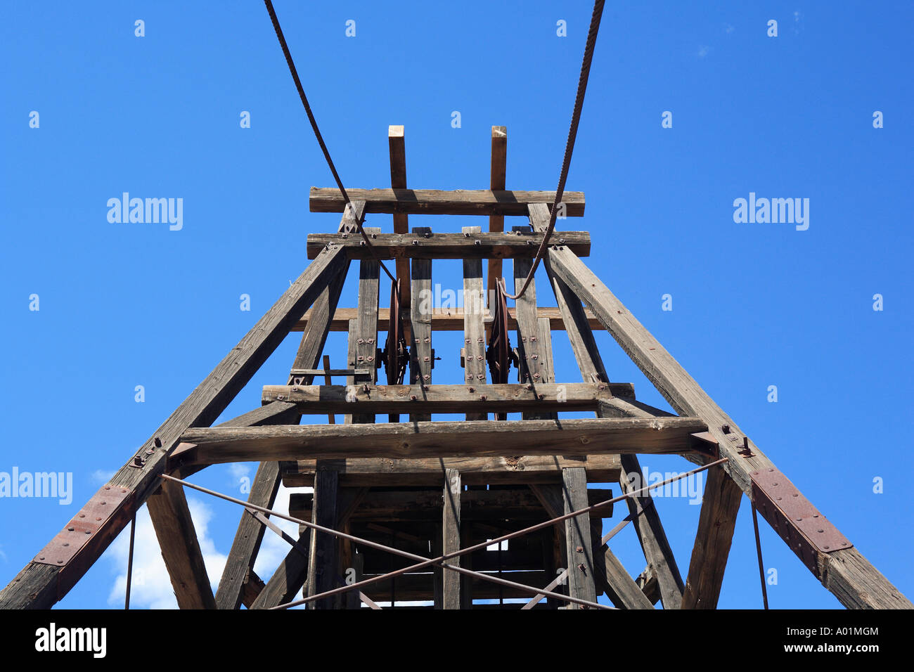 Kintore mine shaft headframe upper section living museum Kintore ...