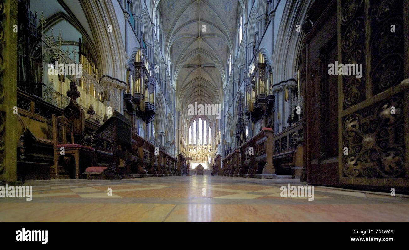 england worcestershire WORCESTER cathedral interior tomb Stock Photo - Alamy