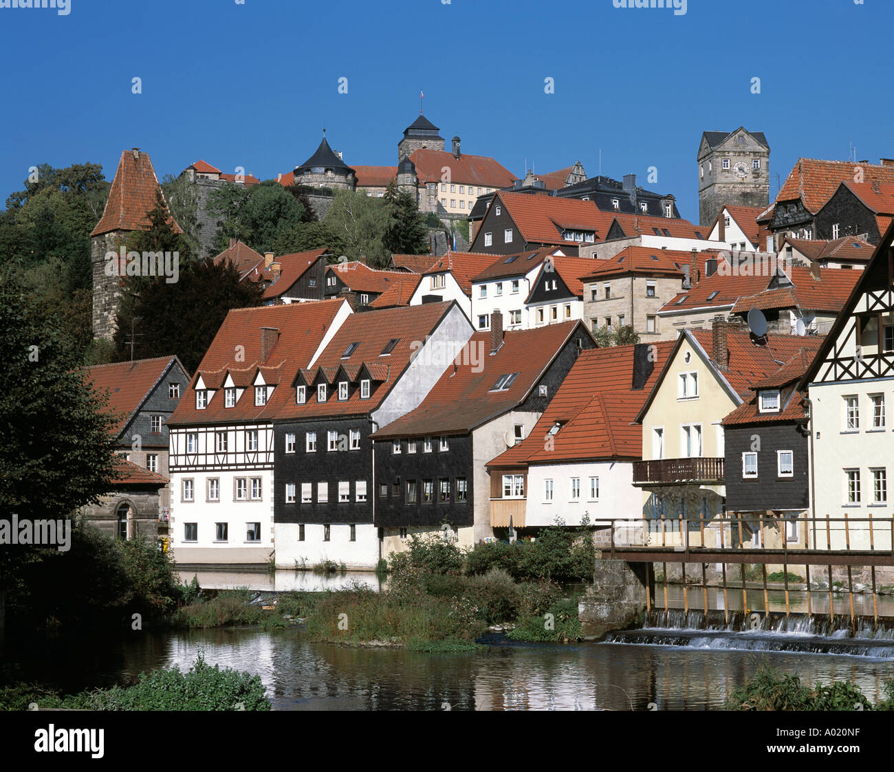 Altstadtansicht mit Festung Rosenberg in Kronach, Frankenwald ...