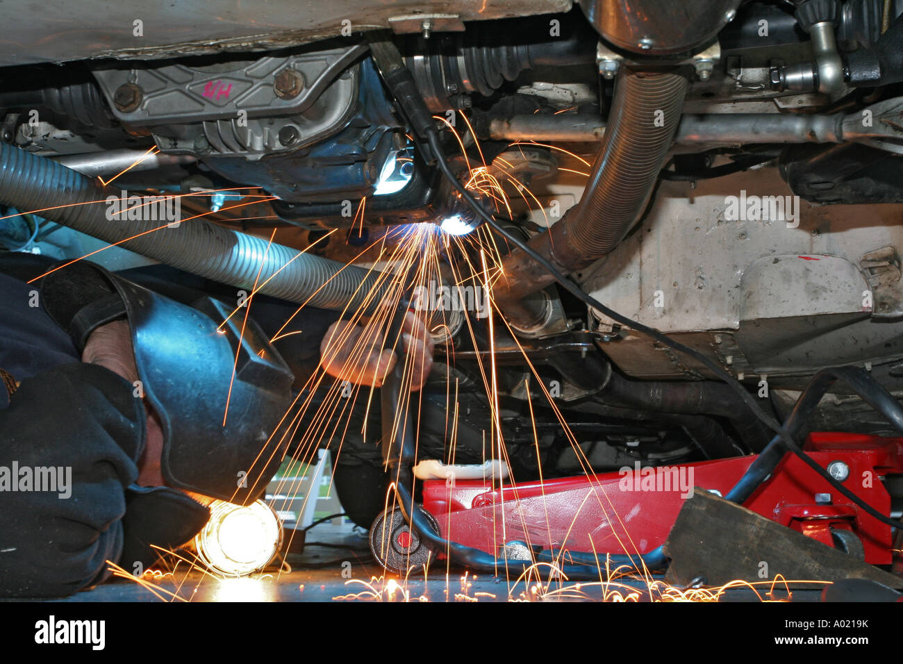 Car welder hi-res stock photography and images - Alamy
