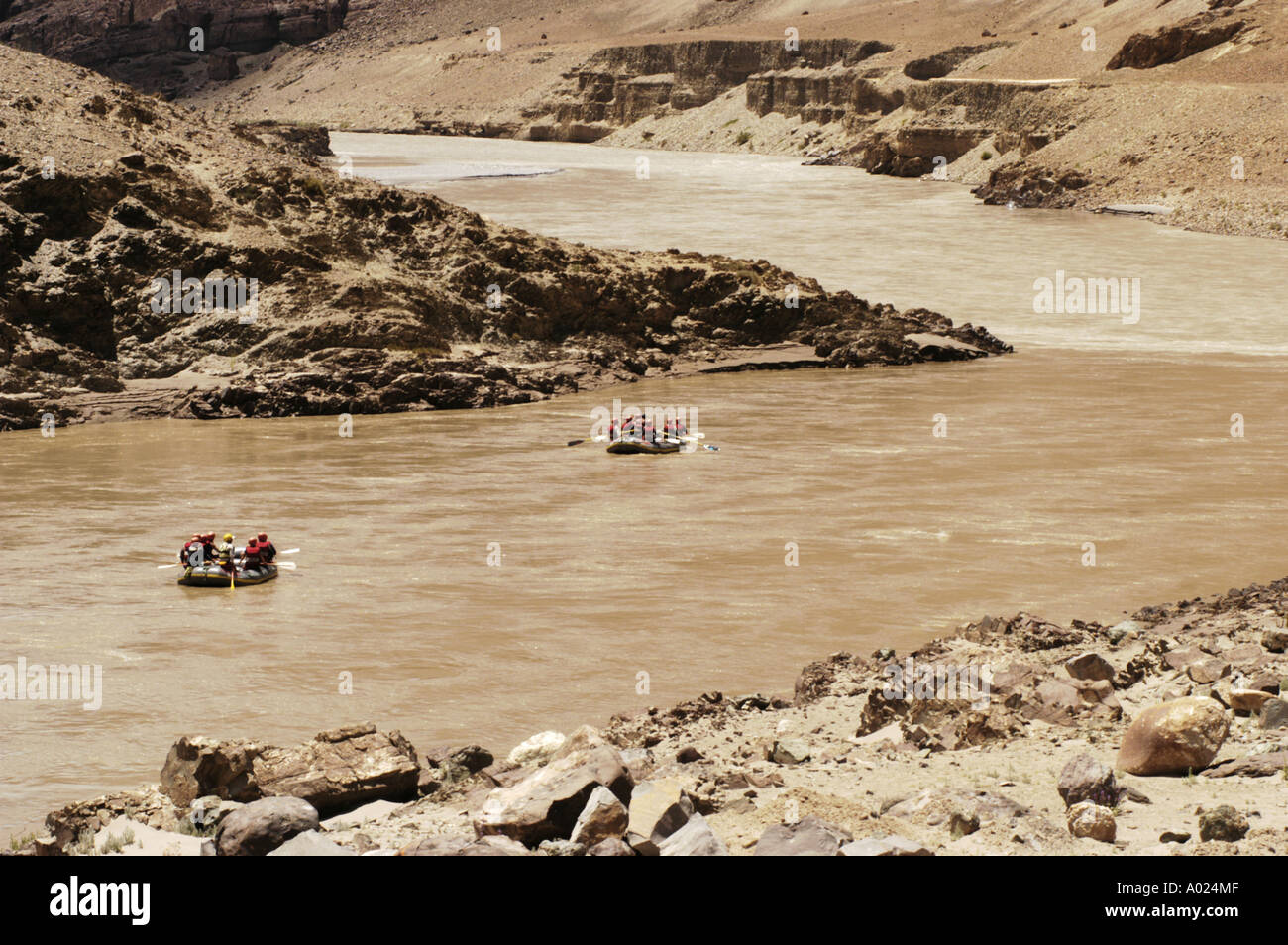 Zanskar river rafting hi-res stock photography and images - Alamy