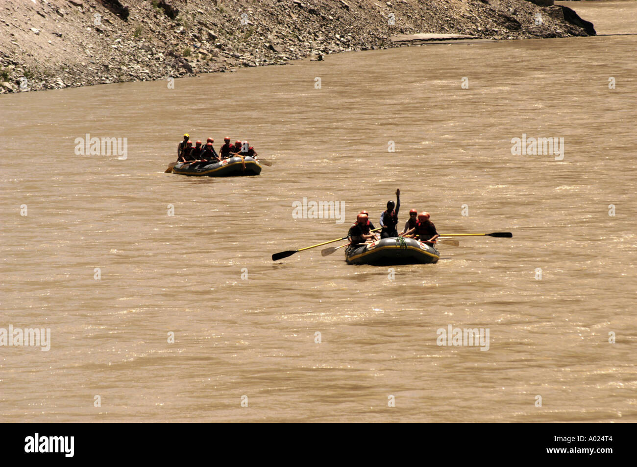 White water rafting adventure on the Indus and Zanskar River in Ladakh ...