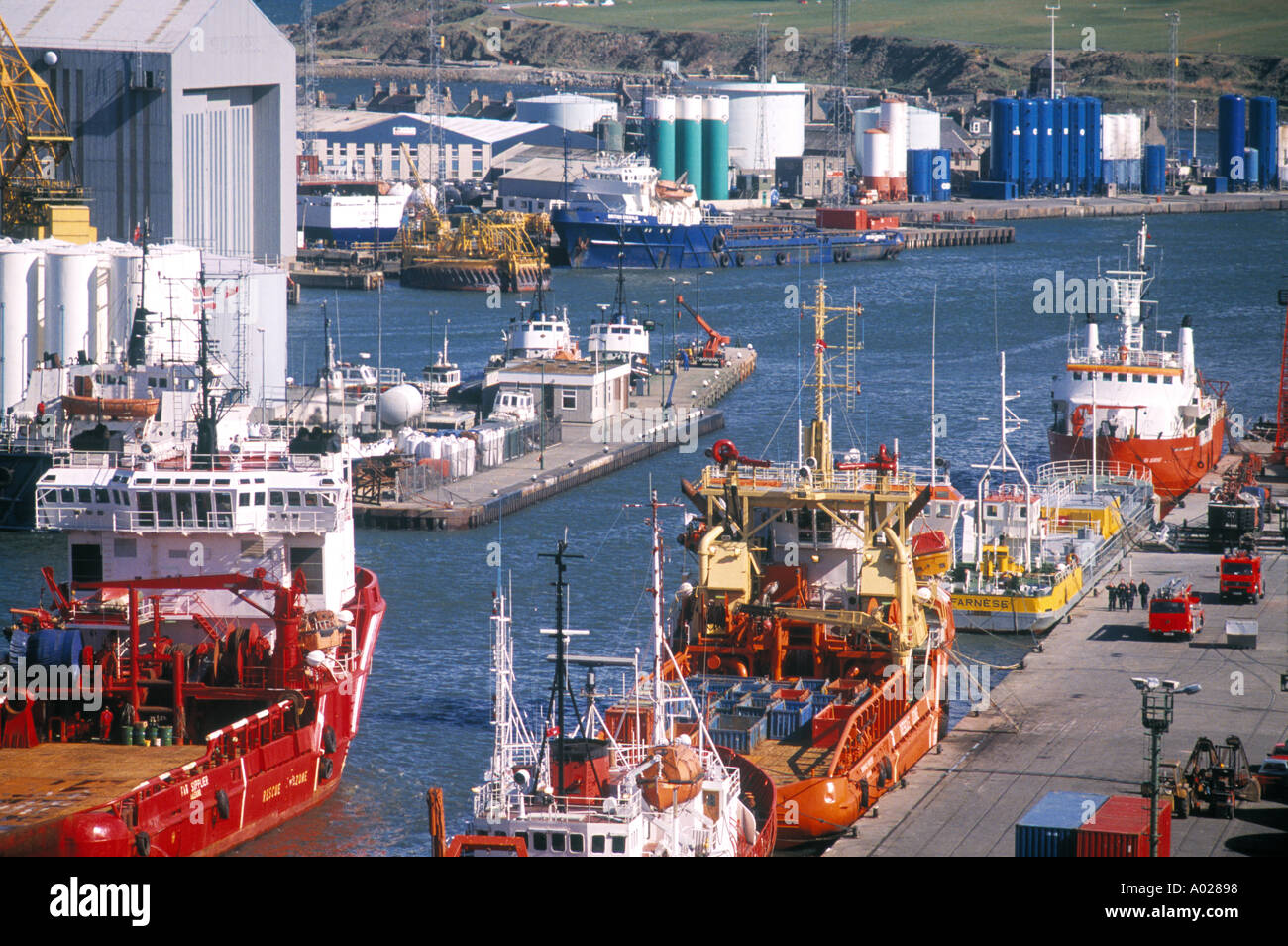 Workboats in Aberdeen Harbour Stock Photo - Alamy