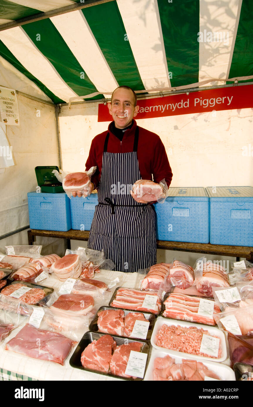 Fortnightly shop hi-res stock photography and images - Alamy