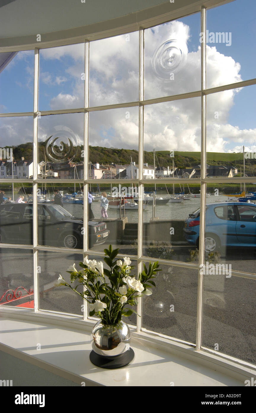 Georgian window interior hi-res stock photography and images - Alamy