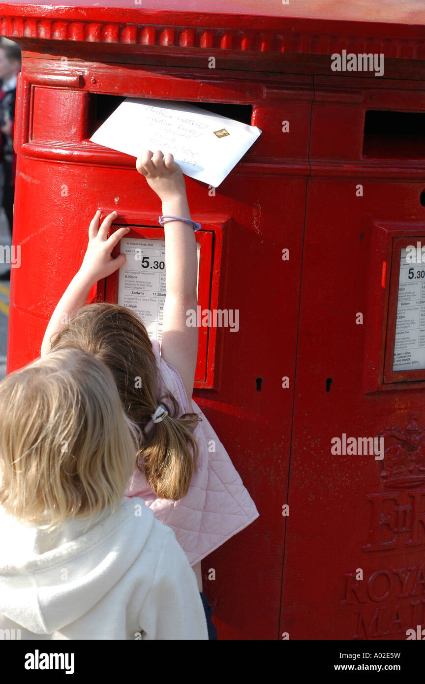 Letter written by child hi-res stock photography and images - Alamy