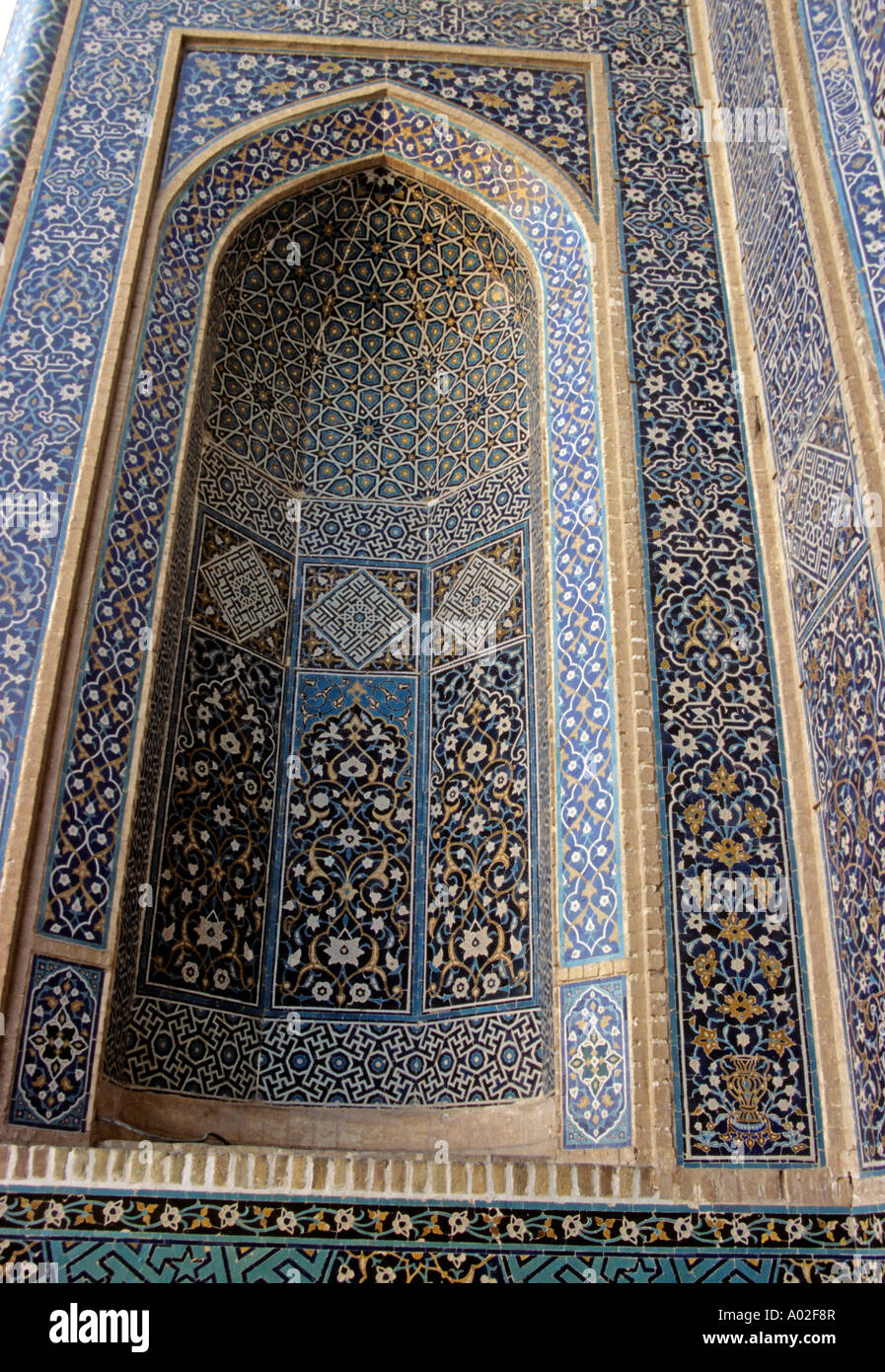 Detail imam mosque shah mosque hi-res stock photography and images - Alamy