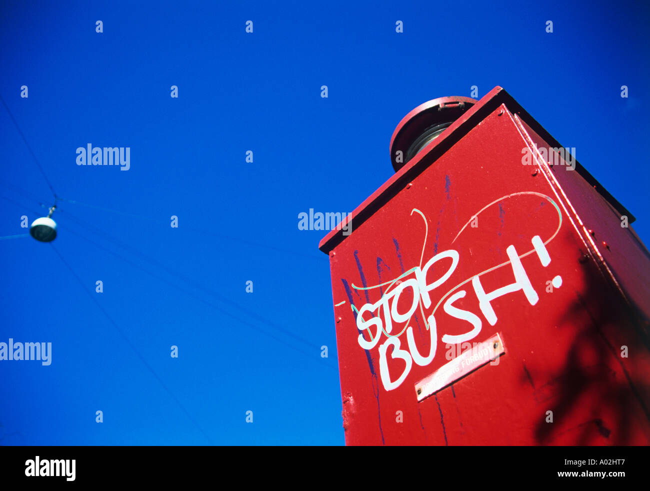 Stop war urban art hi-res stock photography and images - Alamy