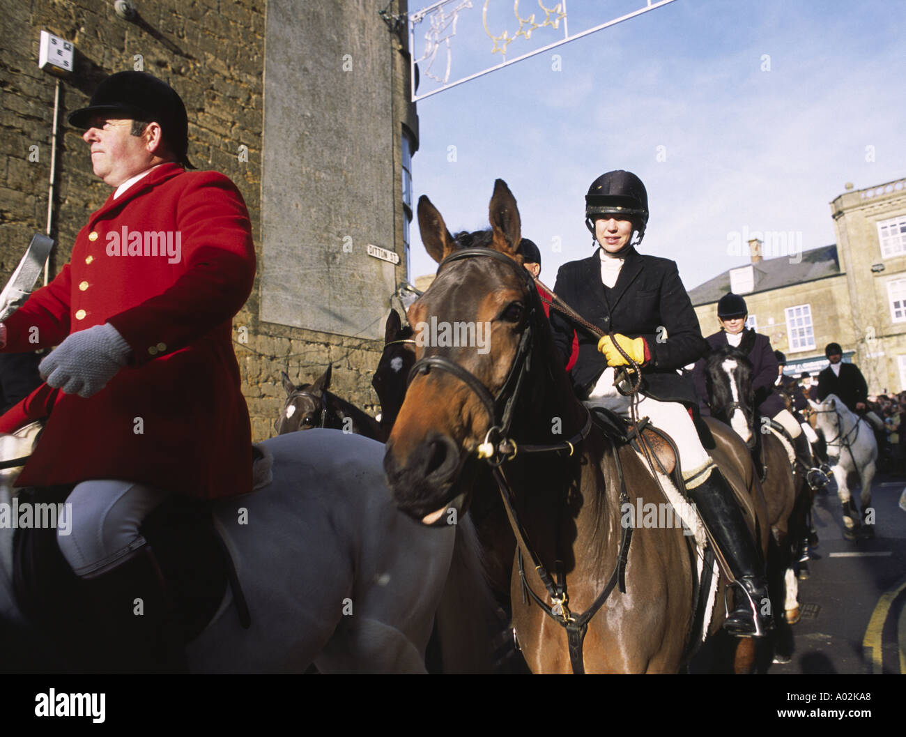 Riders gather for a fox hunt in Somerset Stock Photo - Alamy
