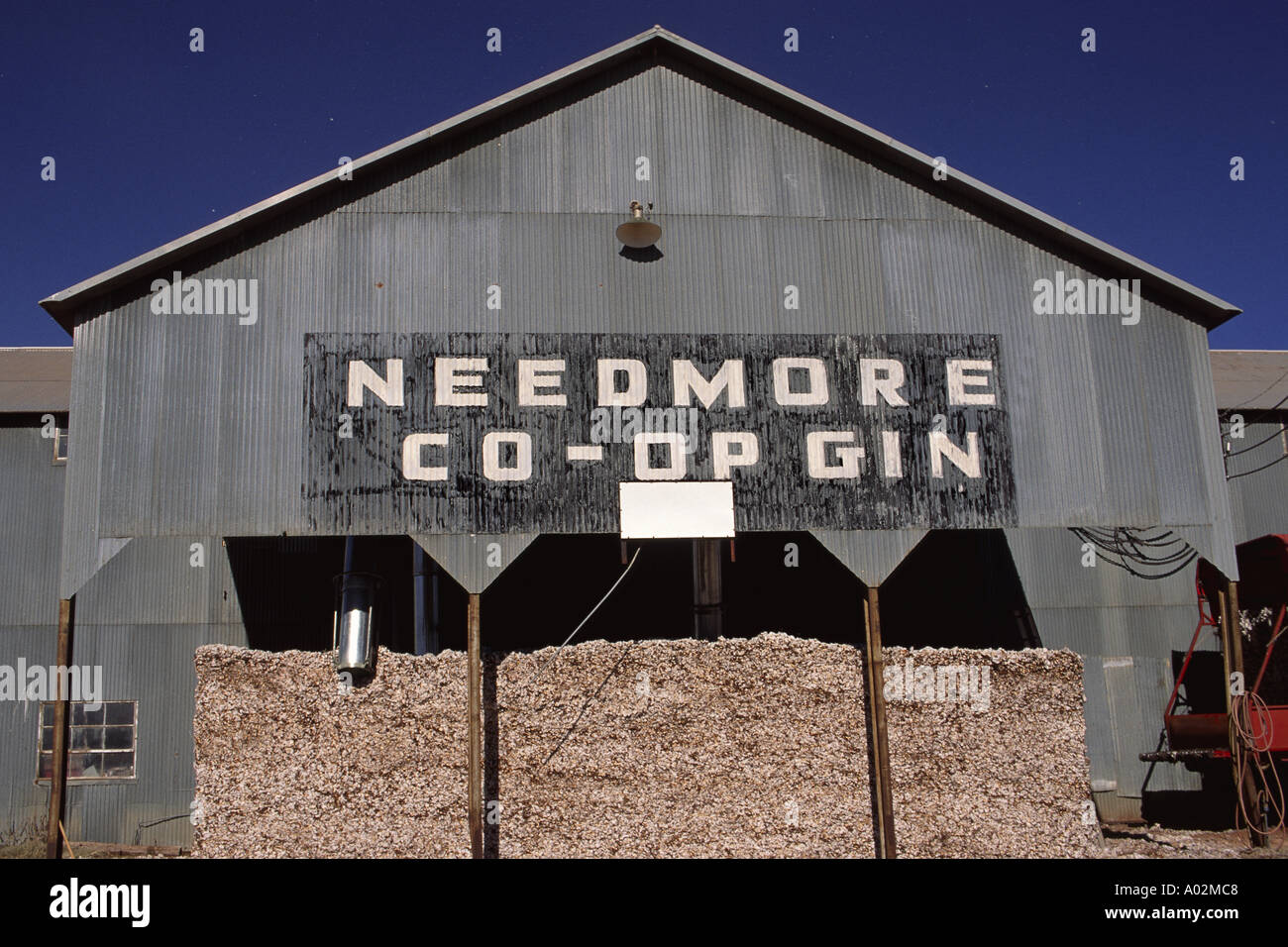 Cotton Gin With Bale Of Cotton Needmore Texas Stock Photo - Alamy