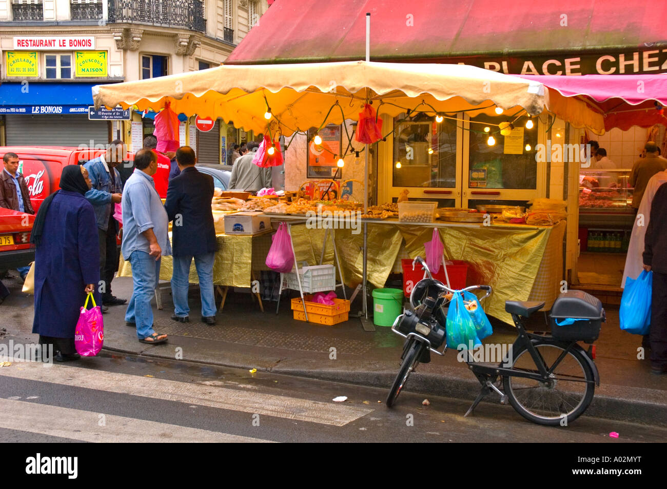 Barbes paris hi-res stock photography and images - Alamy