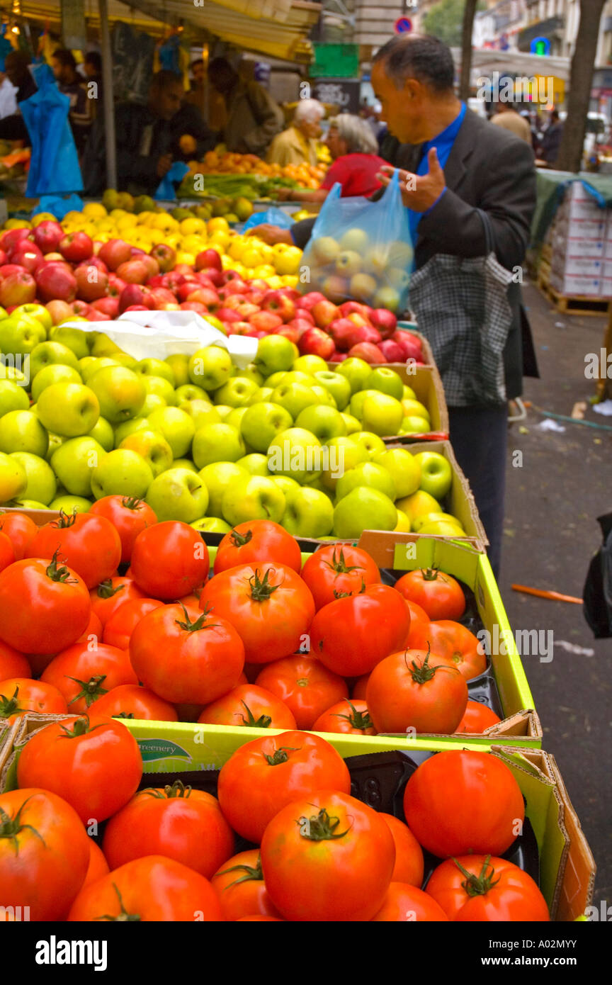 Place barbes paris hi-res stock photography and images - Alamy