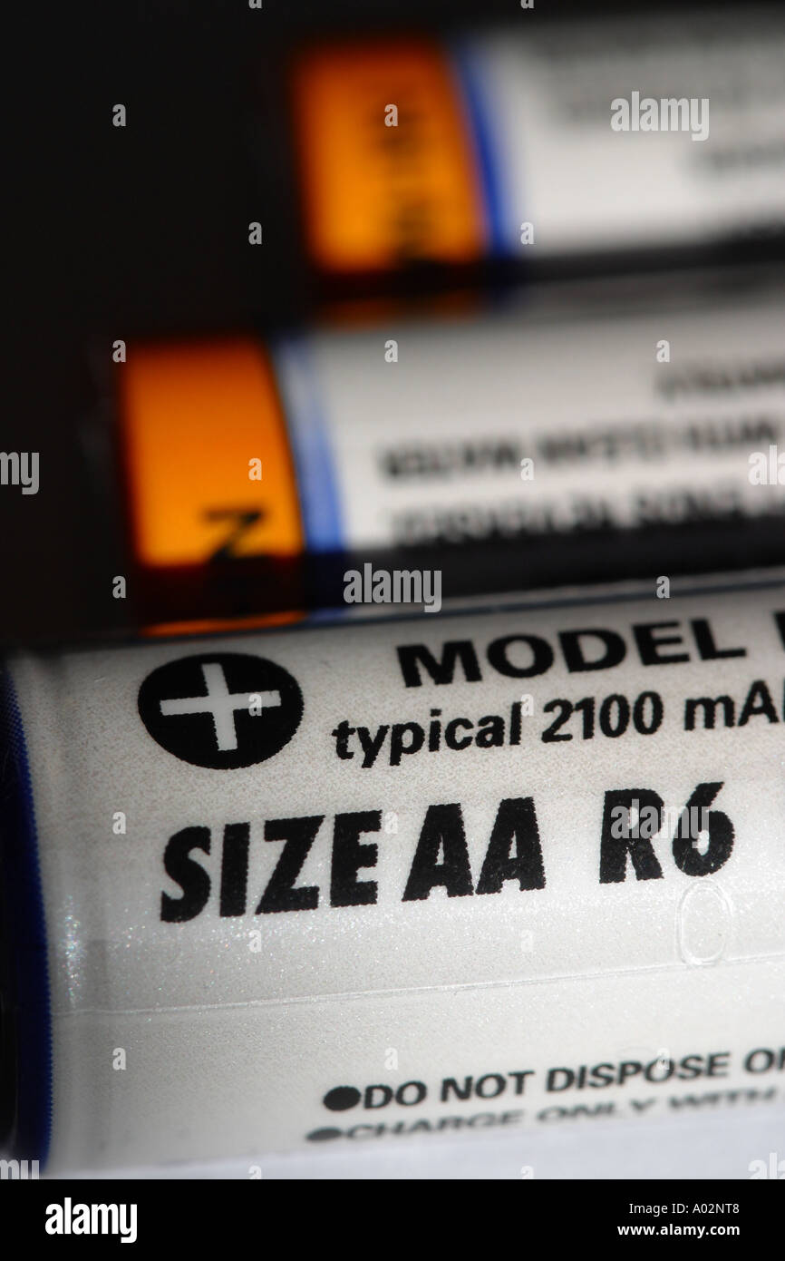 Cylindrical battery pack cell hi-res stock photography and images - Alamy